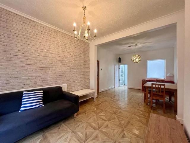 3 bedroom terraced house to rent