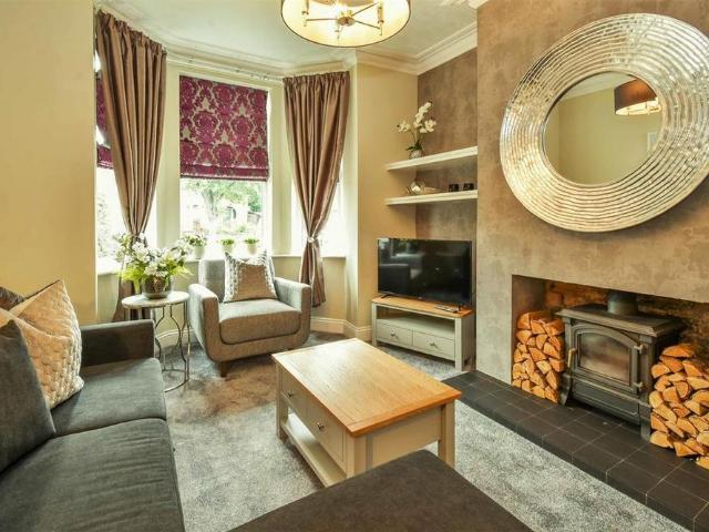 3 bedroom terraced house to rent