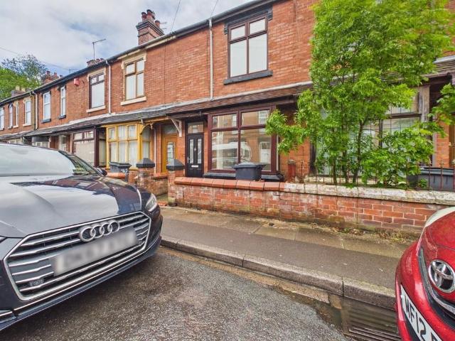 3 bedroom terraced house to rent