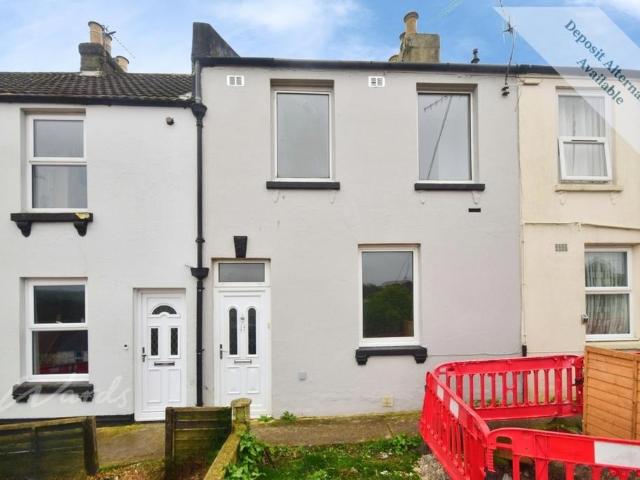 3 bedroom terraced house to rent