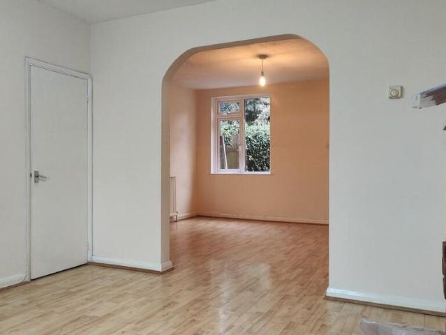 3 bedroom terraced house to rent