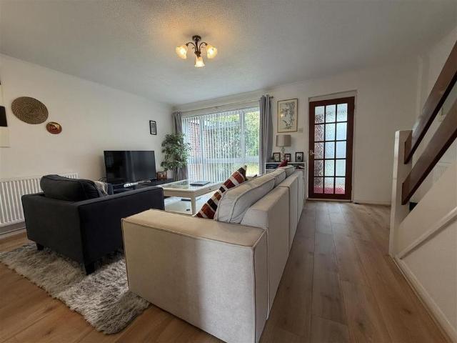 3 bedroom terraced house to rent