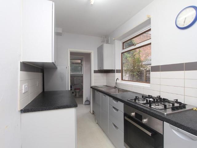 3 bedroom terraced house to rent