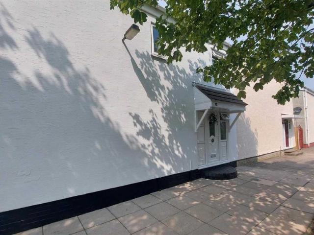 3 bedroom terraced house to rent
