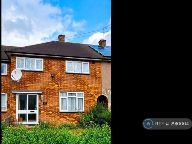 3 bedroom terraced house to rent
