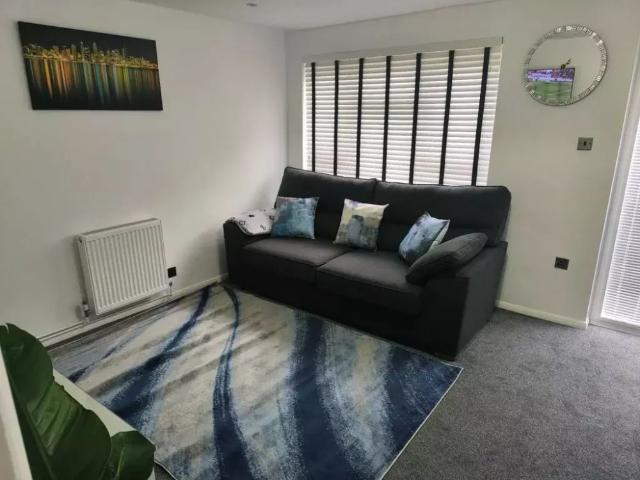 3 bedroom terraced house to rent