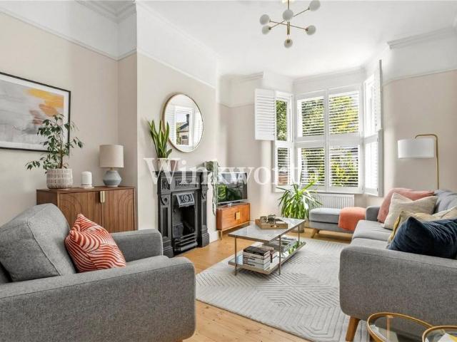 3 bedroom terraced house to rent