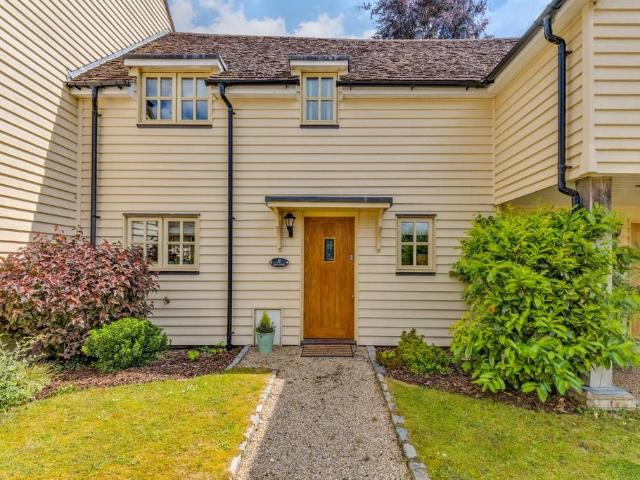 3 bedroom terraced house to rent