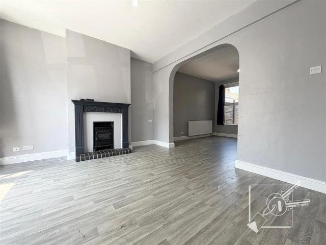 3 bedroom terraced house to rent