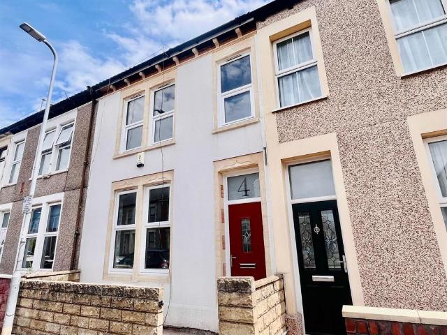 3 bedroom terraced house to rent