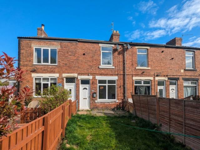 3 bedroom terraced house to rent