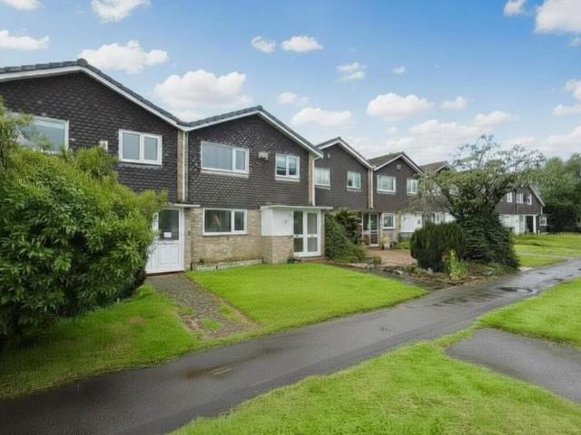 3 bedroom terraced house to rent