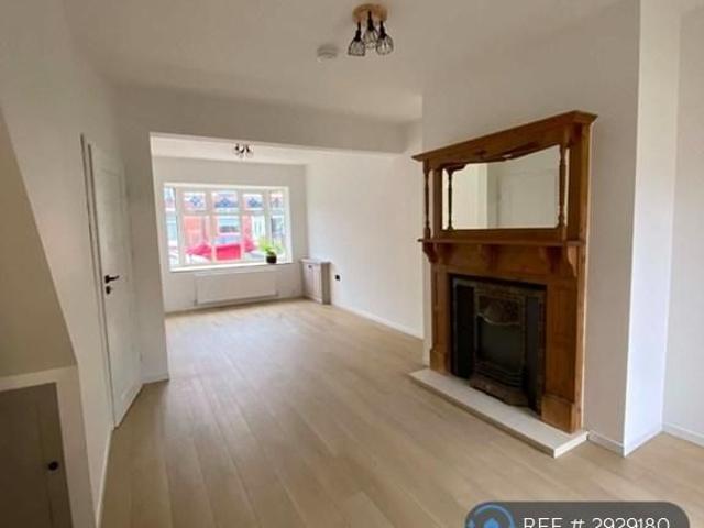 3 bedroom terraced house to rent