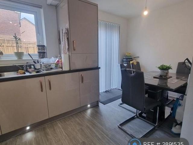3 bedroom terraced house to rent
