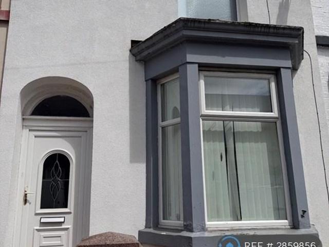 3 bedroom terraced house to rent