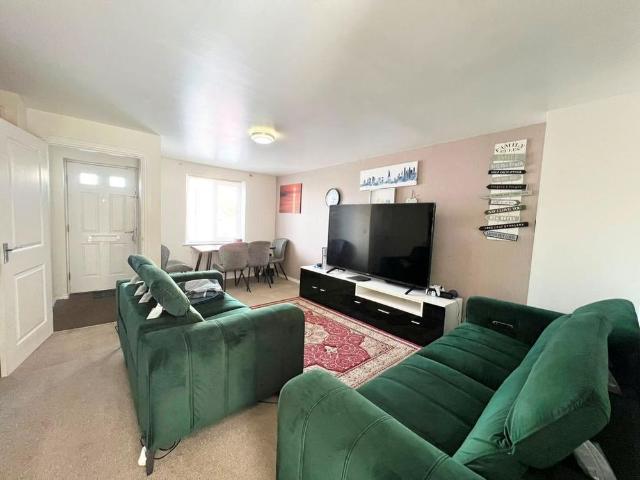 3 bedroom terraced house to rent