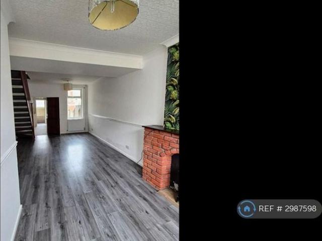 3 bedroom terraced house to rent