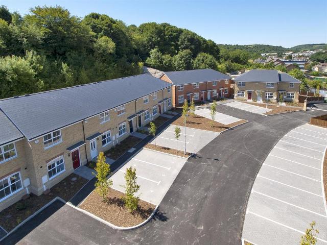 3 bedroom terraced house to rent