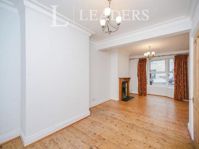 3 bedroom terraced house to rent