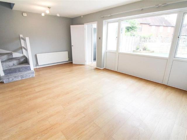 3 bedroom terraced house to rent