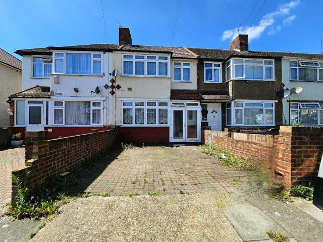 3 bedroom terraced house to rent