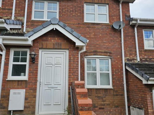 3 bedroom terraced house to rent