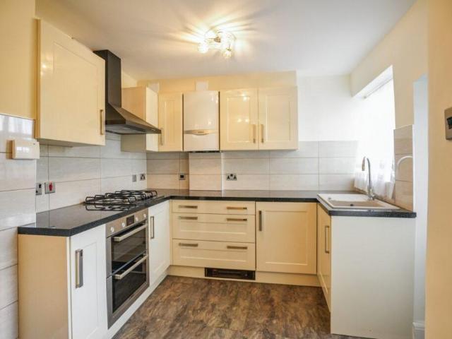 3 bedroom terraced house to rent