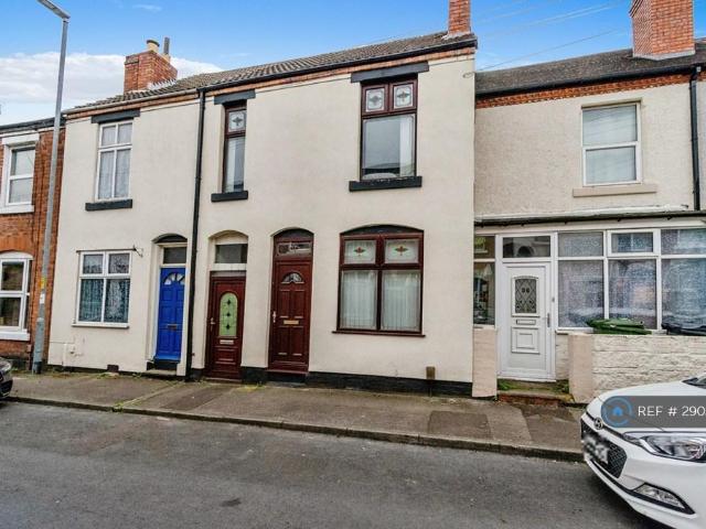 3 bedroom terraced house to rent