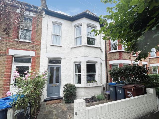 3 bedroom terraced house to rent