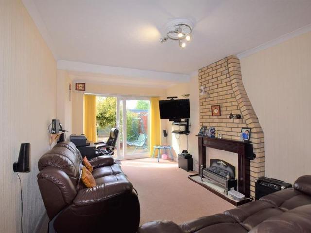 3 bedroom terraced house to rent