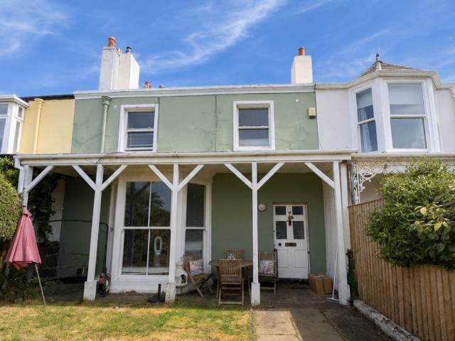 3 bedroom terraced house to rent