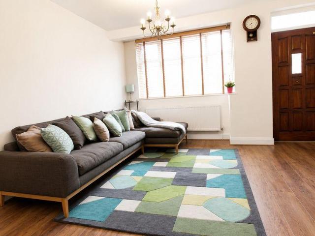 3 bedroom terraced house to rent