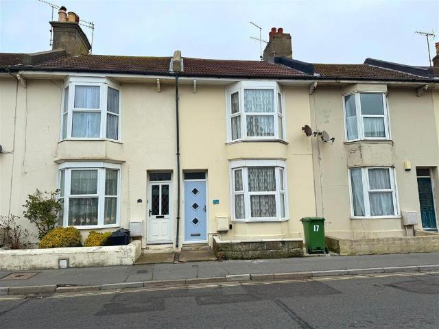 3 bedroom terraced house to rent
