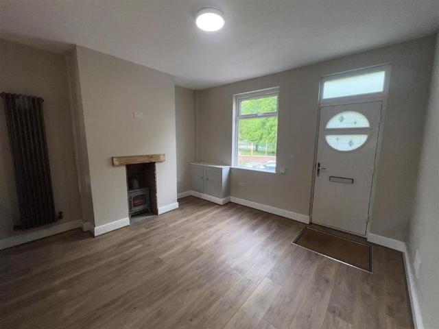 3 bedroom terraced house to rent