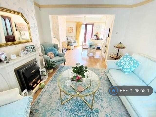 3 bedroom terraced house to rent