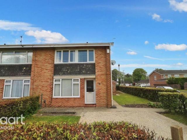 3 bedroom terraced house to rent