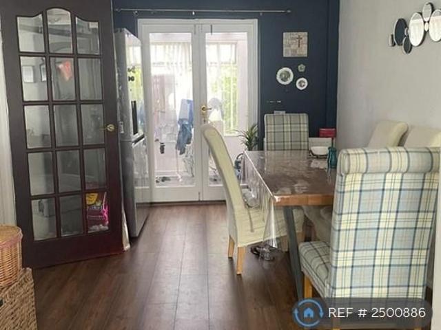 3 bedroom terraced house to rent