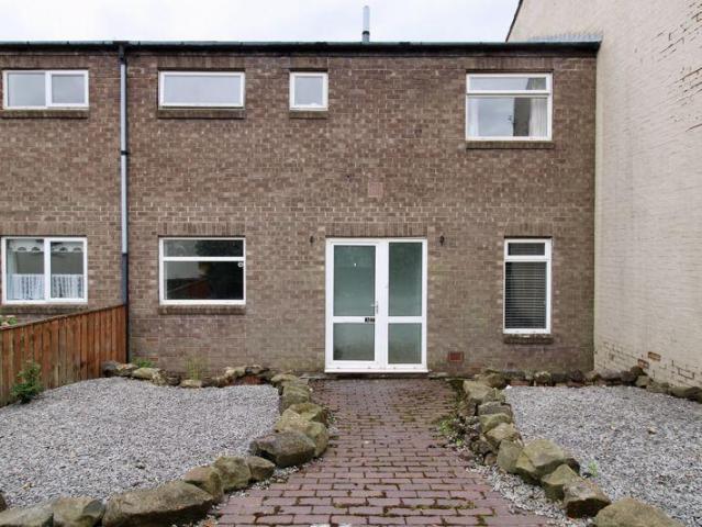 3 bedroom terraced house to rent