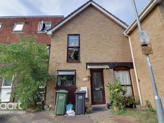 3 bedroom terraced house to rent