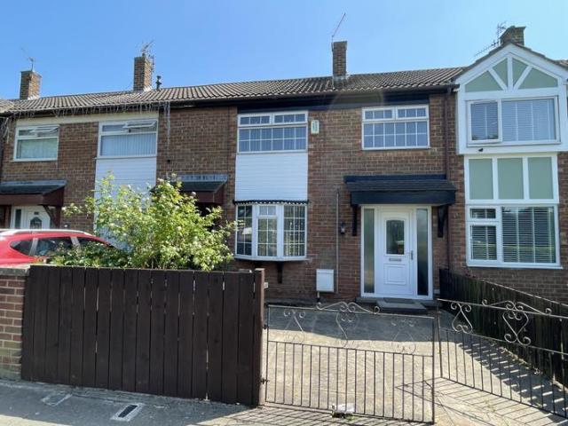 3 bedroom terraced house to rent