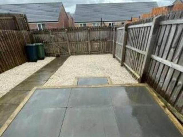 3 bedroom terraced house to rent