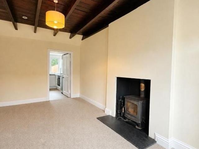 3 bedroom terraced house to rent