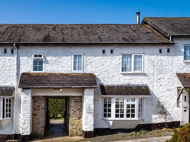 3 bedroom terraced house to rent