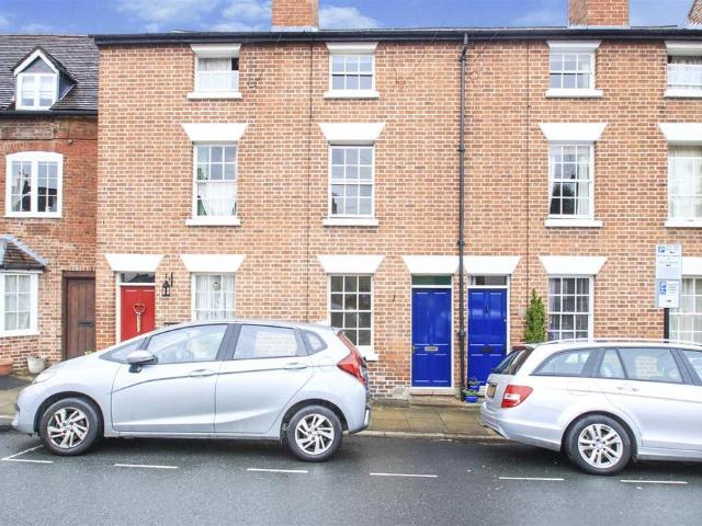 3 bedroom terraced house to rent
