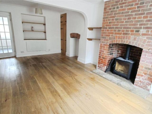 3 bedroom terraced house to rent