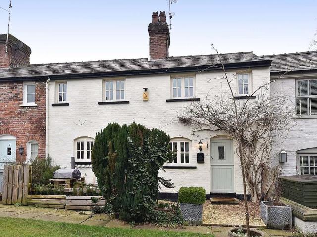 3 bedroom terraced house to rent