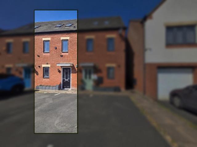 3 bedroom terraced house to rent