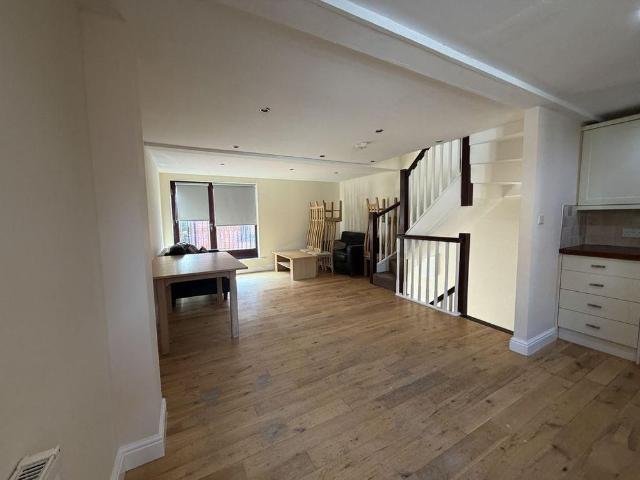 3 bedroom terraced house to rent
