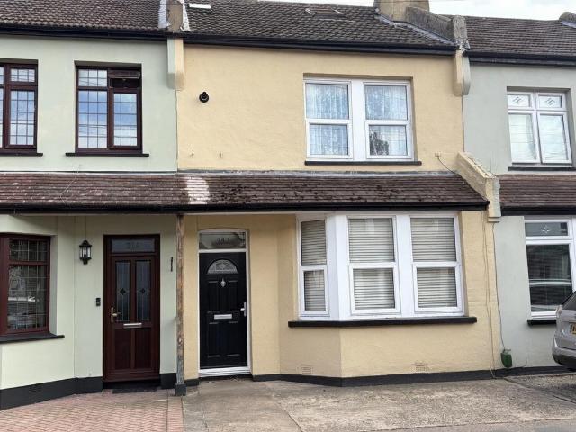 3 bedroom terraced house to rent