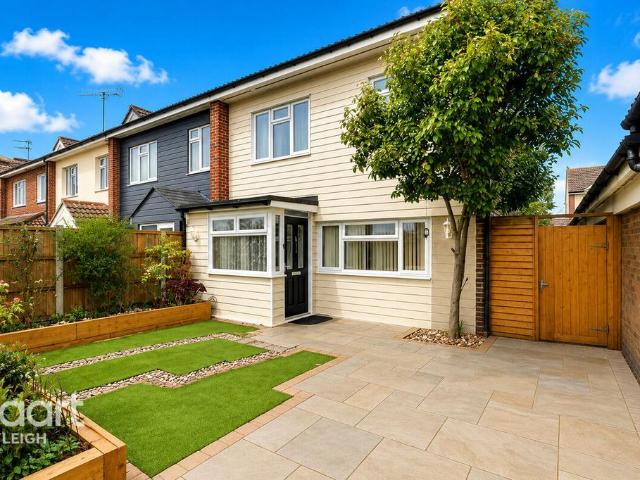 3 bedroom terraced house to rent